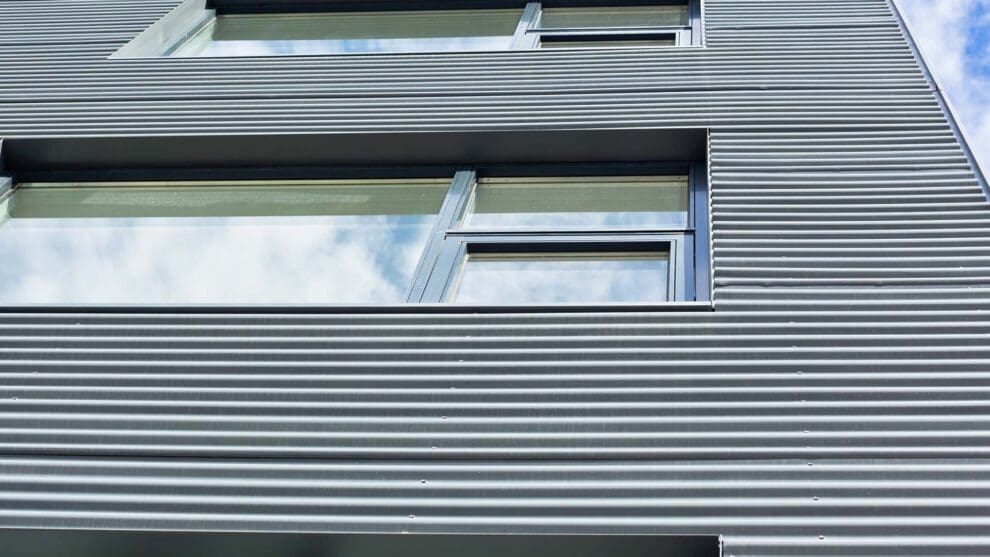 5 Tips on How to Install COLORBOND Wall Cladding Yourself