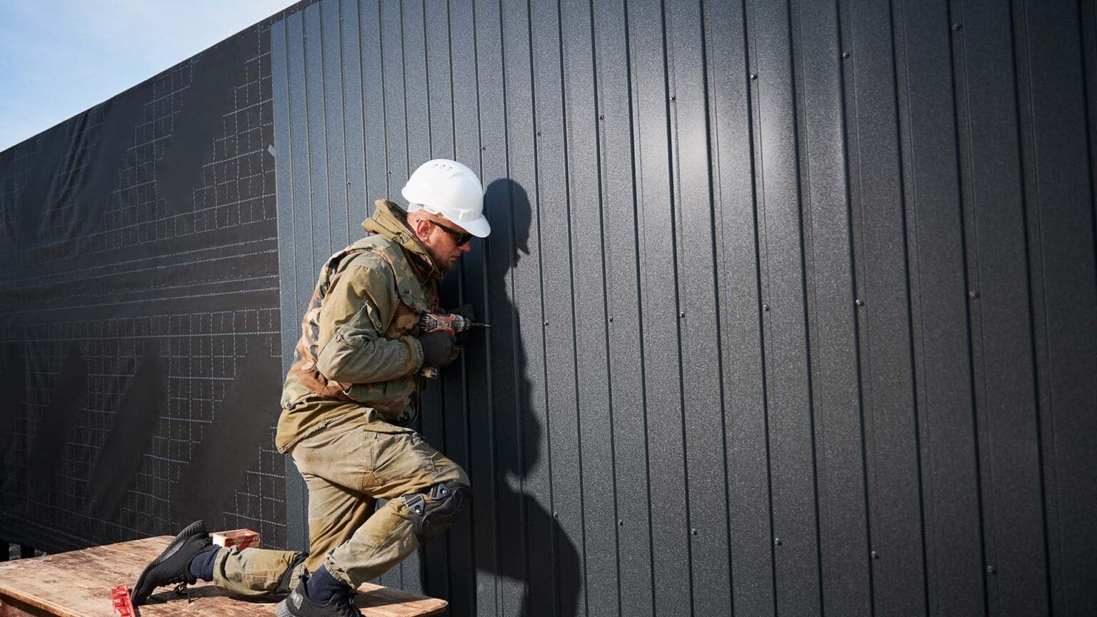 COLORBOND® Wall Cladding Installation Expert Guide | ClickSteel